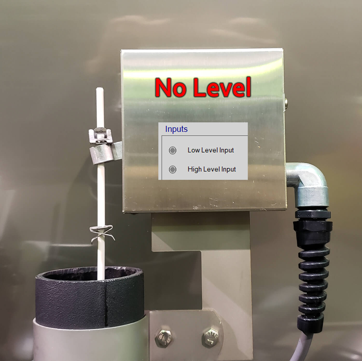 How do I set my level switches on my PulseFLow CBW®?