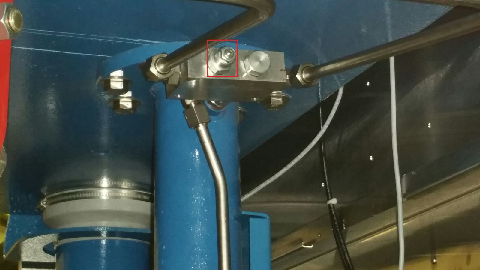 Setting the Single Stage Press Counterbalance Valve for the Can ...